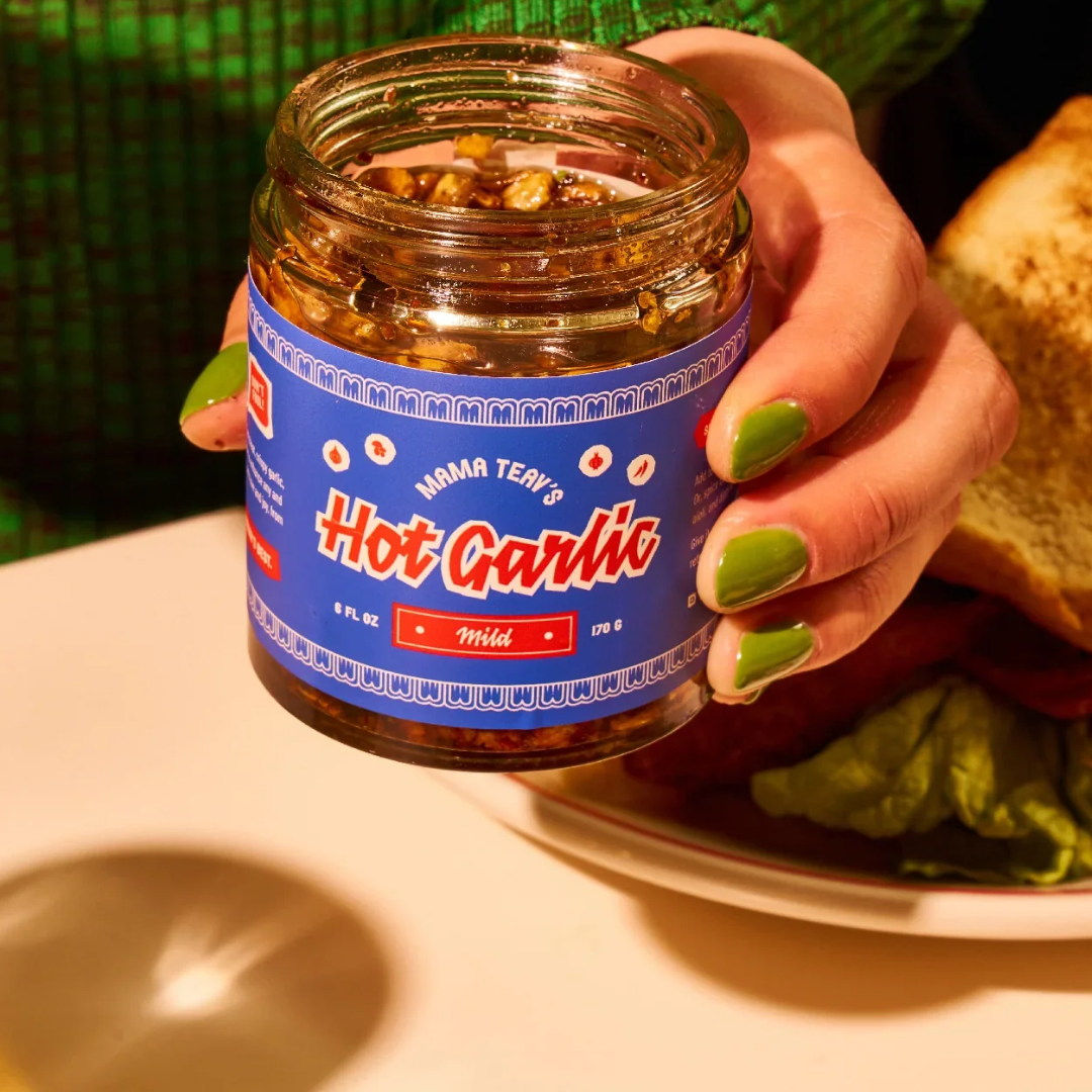 Good Neighbour | Mama Teav's Hot Garlic Chili Crisp (Mild)